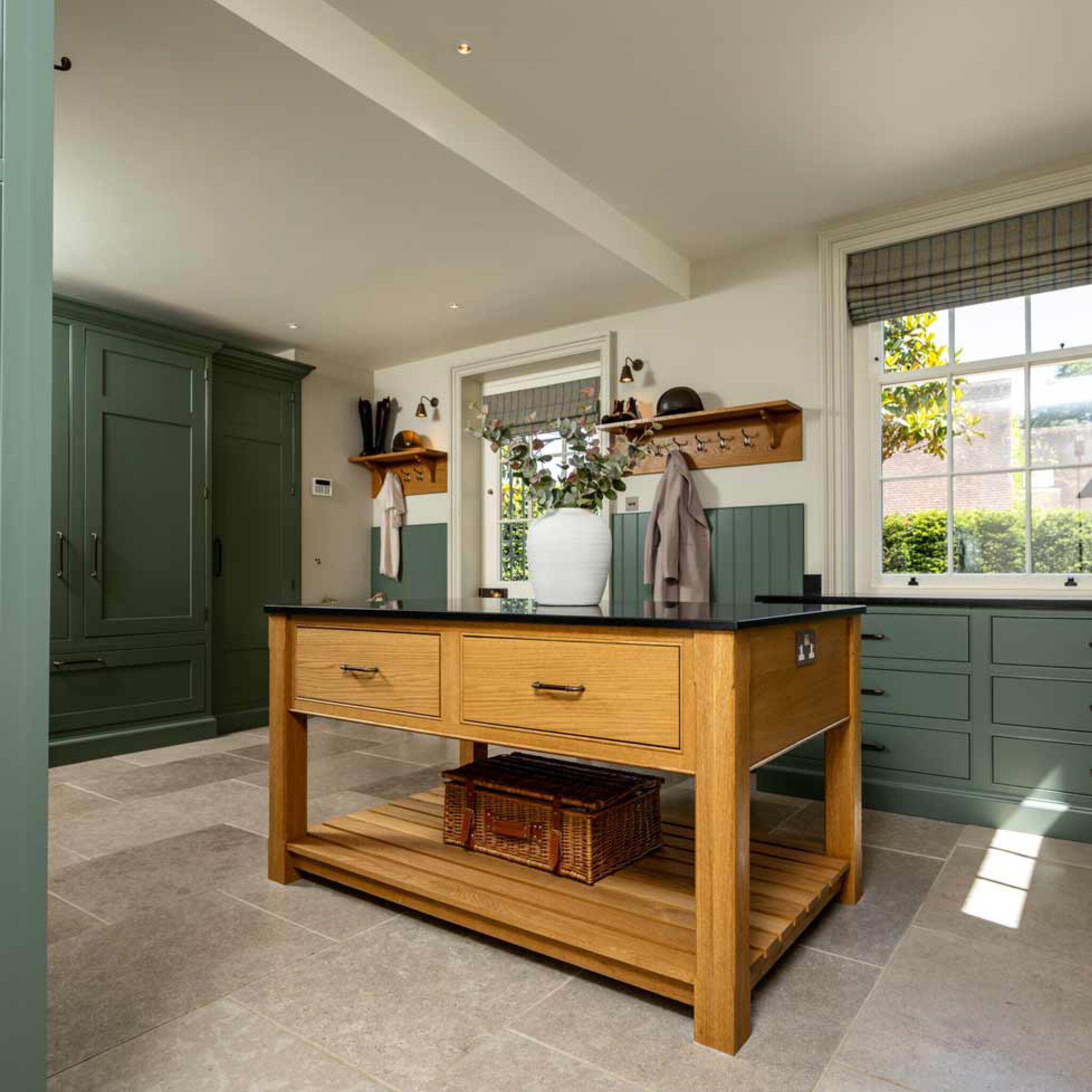 Turnstyle Designs Stylish 'Bootility' project from Maple & Gray ...