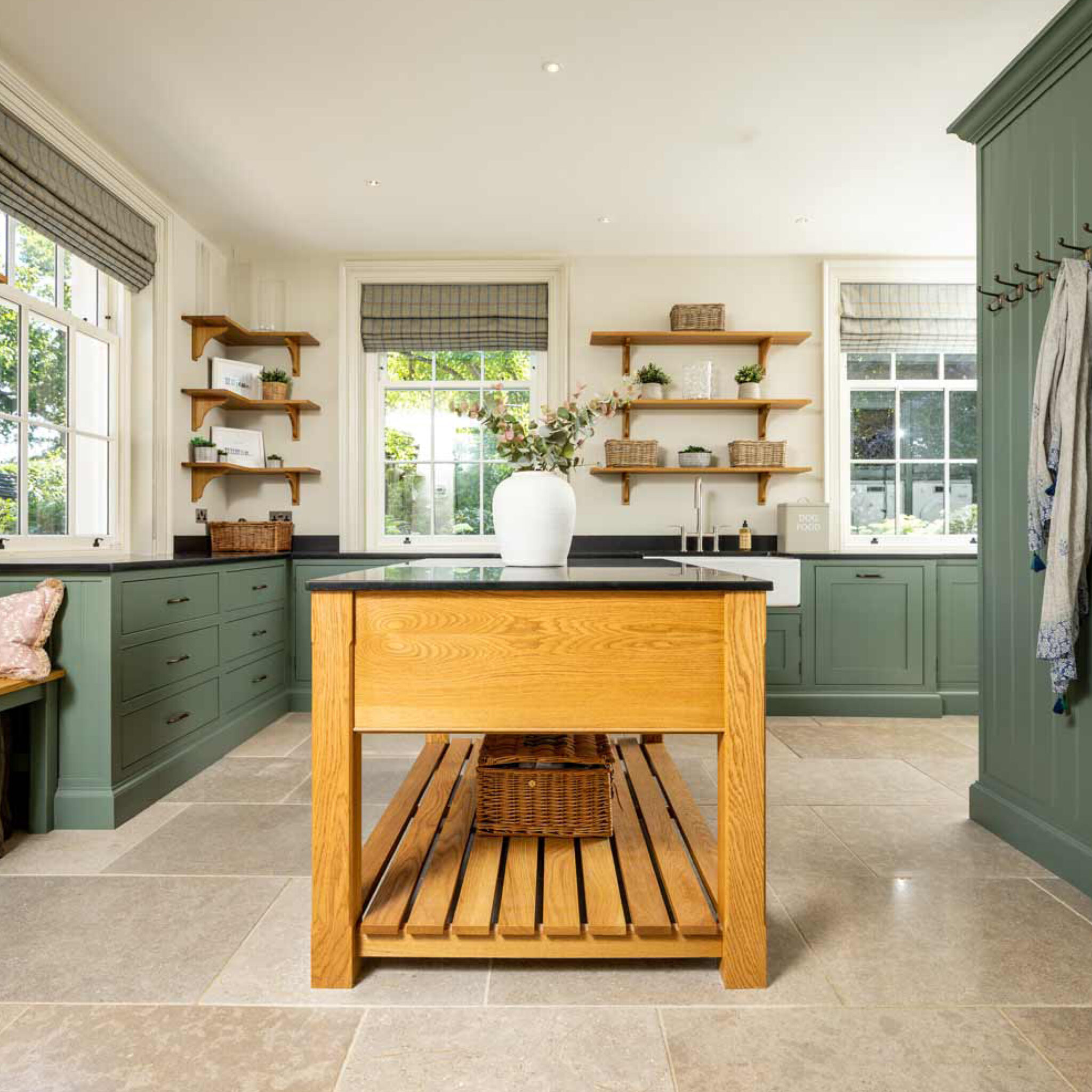 Turnstyle Designs Stylish 'Bootility' project from Maple & Gray ...